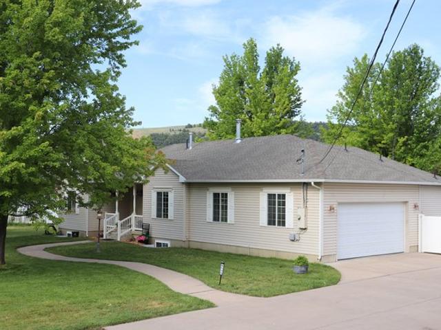 9135 S 300 W, Paradise, UT 84328