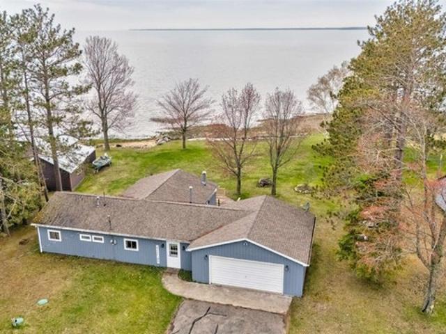 9135 0 Rd, Garden, MI 49835