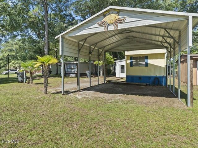 9136 E Calabash Dr SW, Calabash, NC 28467