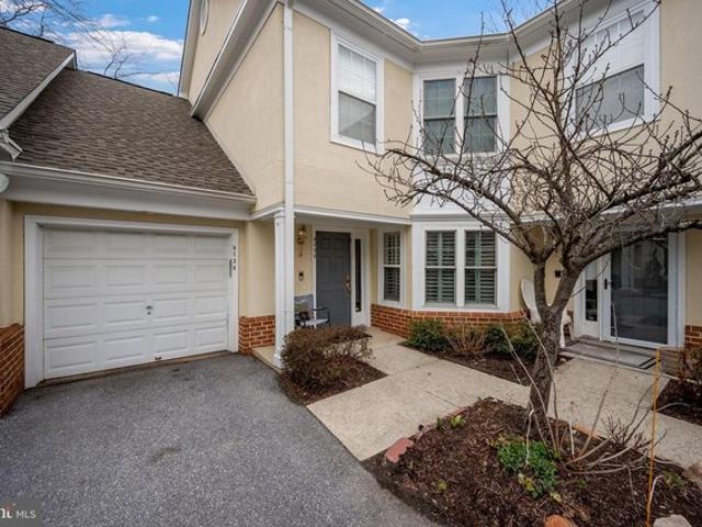 9136 Ruth Elder Ln Unit 9136, Pikesville, MD 21208