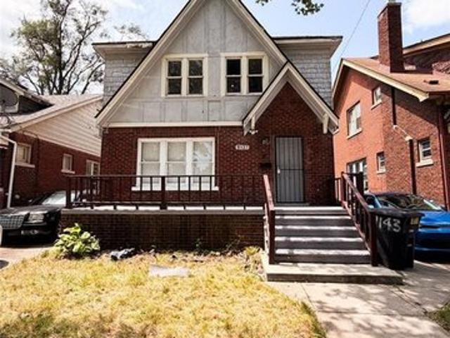 9137 Meyers Rd, Detroit, MI 48228