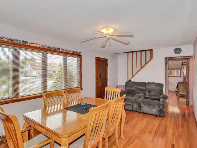 9137 Orchard Lane