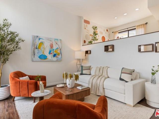 9131 Burnet Ave Unit 5, North Hills, CA 91343