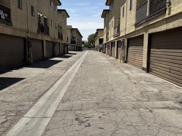 9131 Burnet Ave Unit 2, Los Angeles, CA 91343