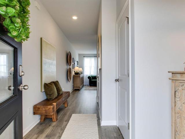 9131 Sundangrass Court