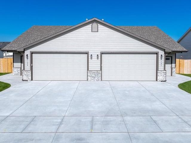 9131 9 E Chris Ct, Bel Aire, KS 67226