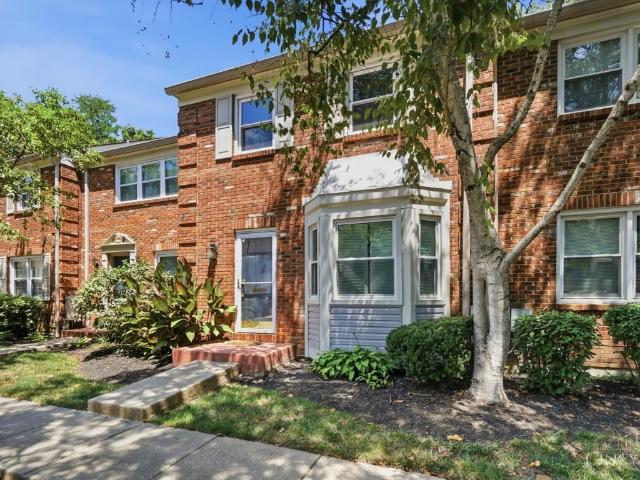 9132 Dominion Circle