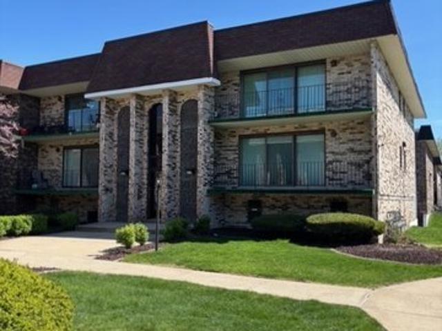 9132 S Pulaski Rd Apt 2E, Oak Lawn, IL 60453