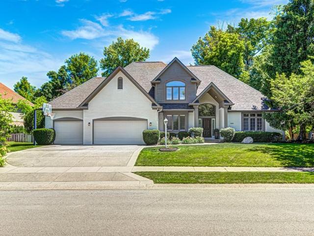 9133 Bluestone Cir, Indianapolis, IN 46236