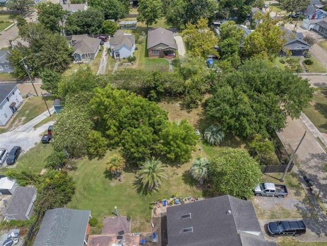 913 5th St, Lake Charles, LA 70601