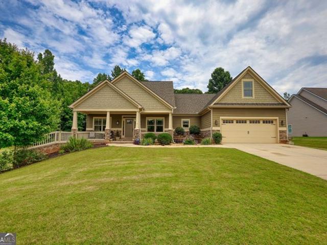 913 Ashland Falls Dr, Monroe, GA 30656