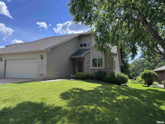 913 Bayberry Ln, Macomb, IL 61455