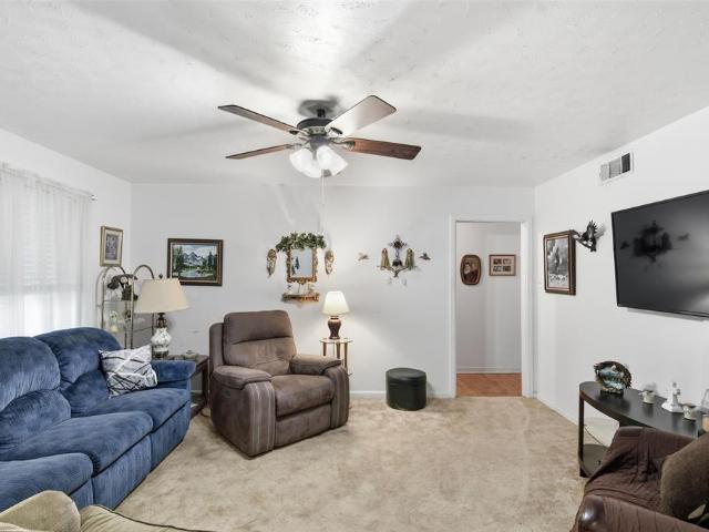 913 Blossom Circle