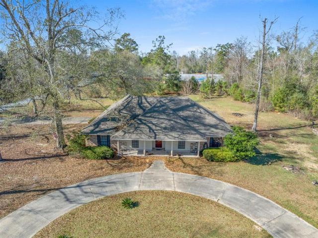 913 Dogwood Dr, Lake Charles, LA 70611 | MLS #SWL26000 | Compass