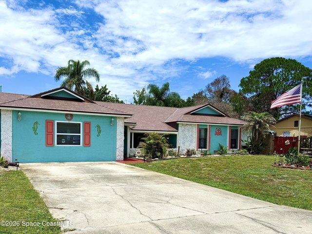 913 Dupont St NE, Palm Bay, FL 32907