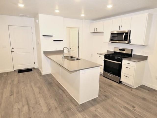 913 E Belay Ct Unit 2159, Saratoga Springs, UT 84045