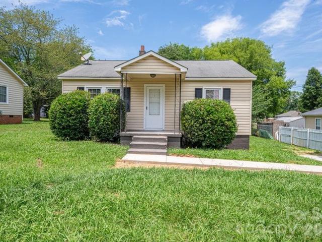 913 Edgemont Ave, Belmont, NC 28012