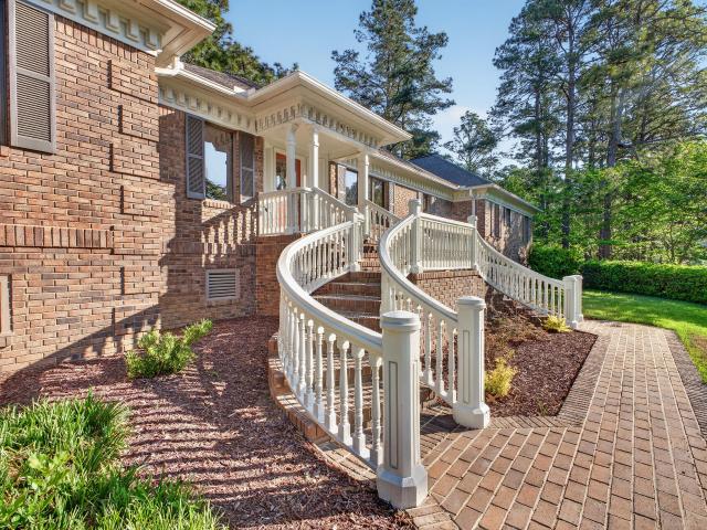 913 Holley Lake Road