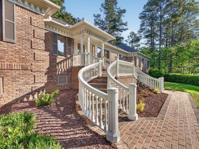 913 Holley Lake Road