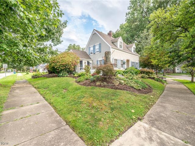 913 Home Circle