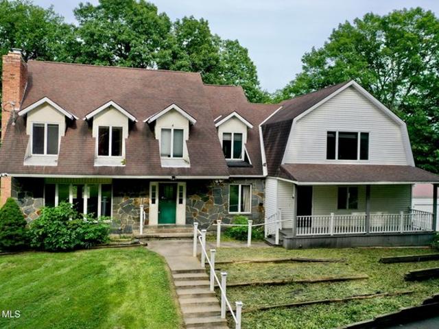 913 Hudson River Rd, Mechanicville, NY 12118