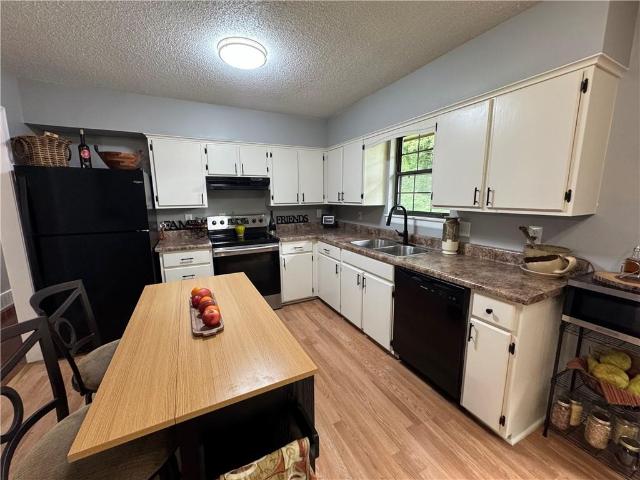 913 Josela Court