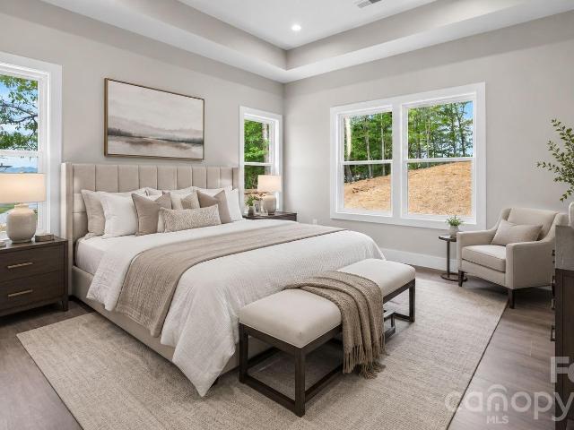 913 Overlook Drive SW