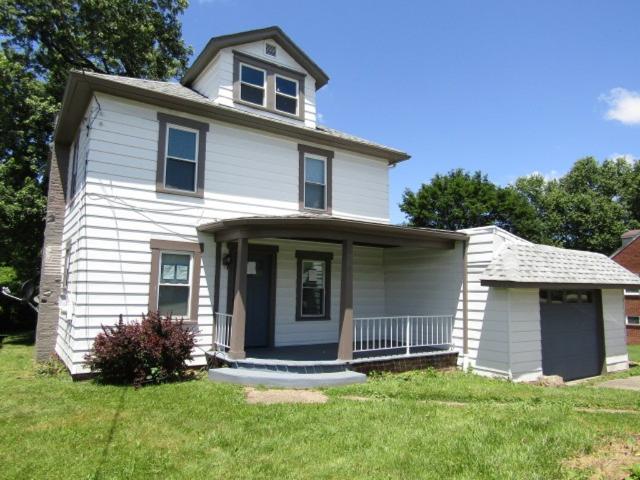 913 Locust Ave