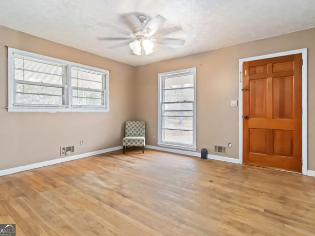 913 Longleaf Drive