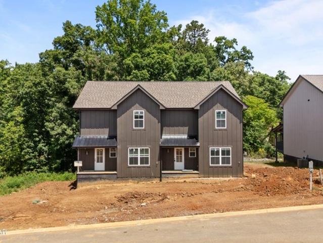 913 Lacy Ct, Sevierville, TN 37862