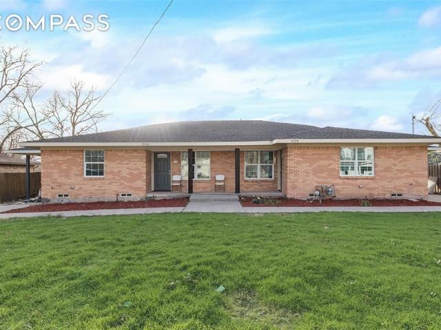 913 Live Oak St A, Royse City, TX