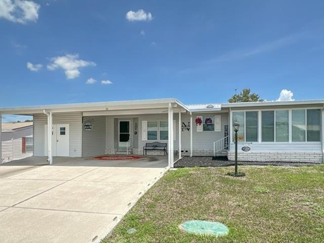 913 Lietzke Ln, Lady Lake, FL 32159