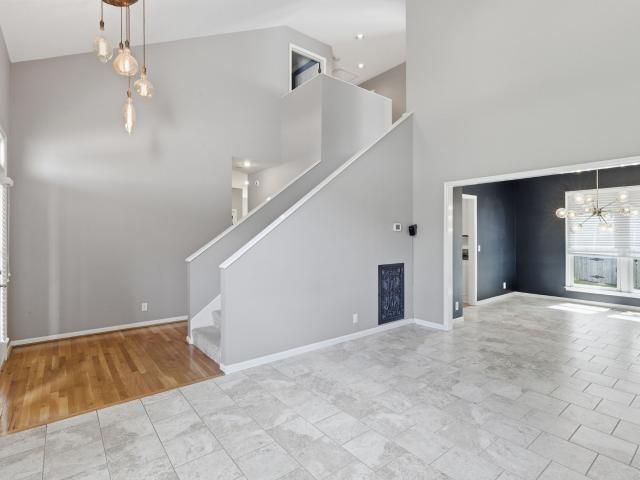 913 Magnolia Ct W