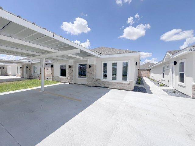 913 N Woodson Ave, Edinburg, TX 78541
