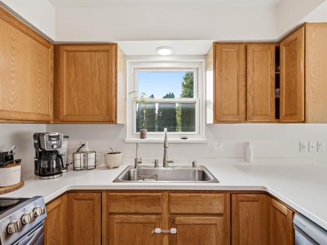 913 n clover lane