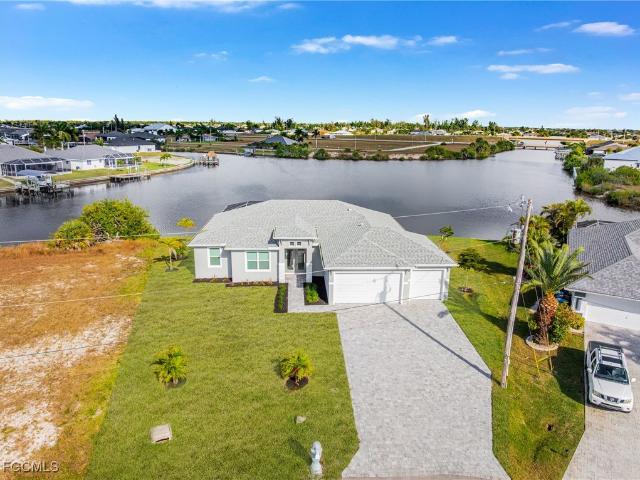 913 NW 33rd Pl, Cape Coral, FL 33993 | MLS #2025022 | Compass