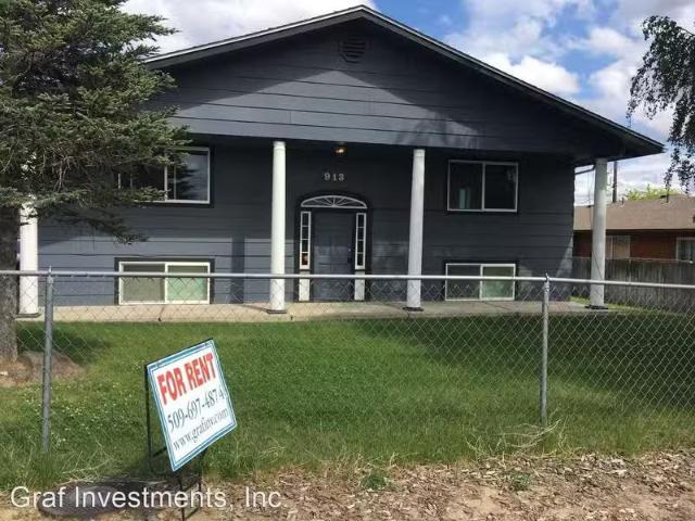913 S 42nd Ave #A 913 S. 42nd Ave