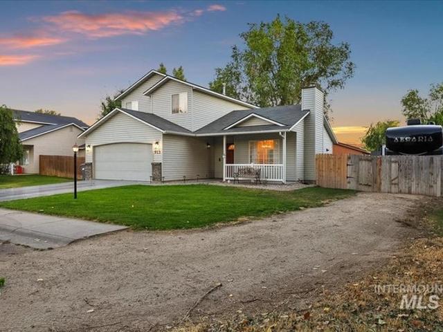 913 S Lily Ct, Nampa, ID 83686