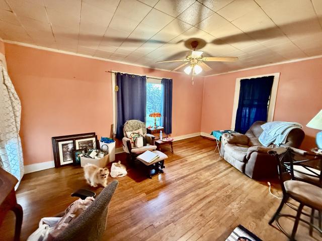 913 Shelbyview Dr