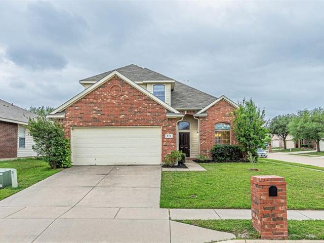 913 Poncho Ln, Fort Worth, TX 76052
