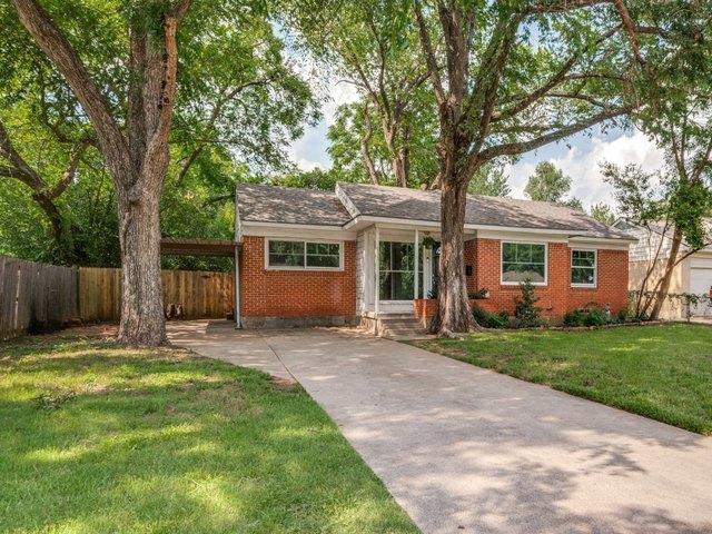 913 W Inwood Dr, Arlington, TX 76013