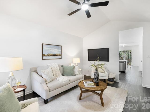 913 Tennyson Drive