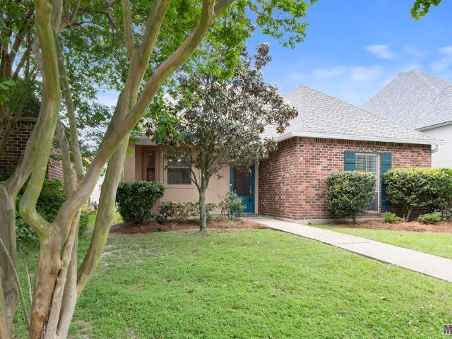 9144 Oxford Pl Dr, Baton Rouge, LA 70809 | MLS #BR2026006 | Compass