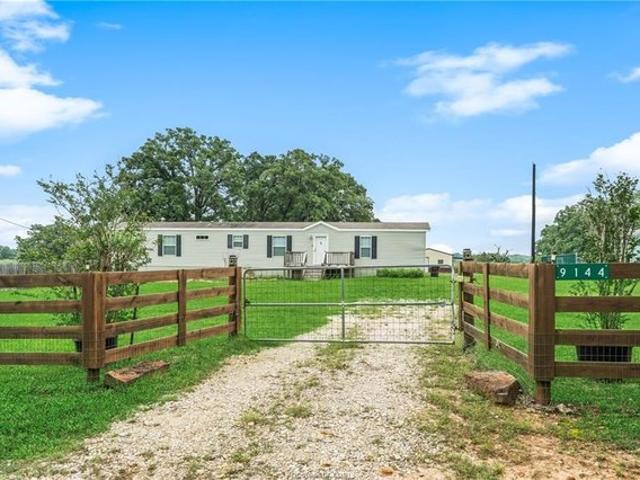 9144 Hensarling Ln, Bryan, TX 77808