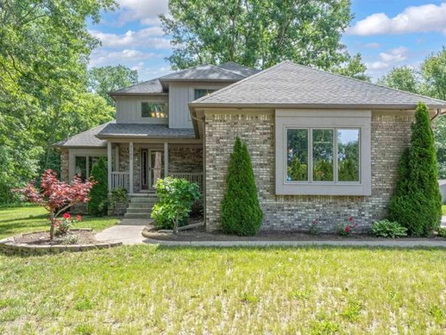 9145 Folkert Rd, Algonac, MI 48001