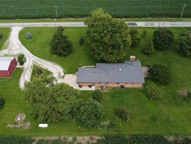 9149 N Brush College Rd, Oreana, IL 62554