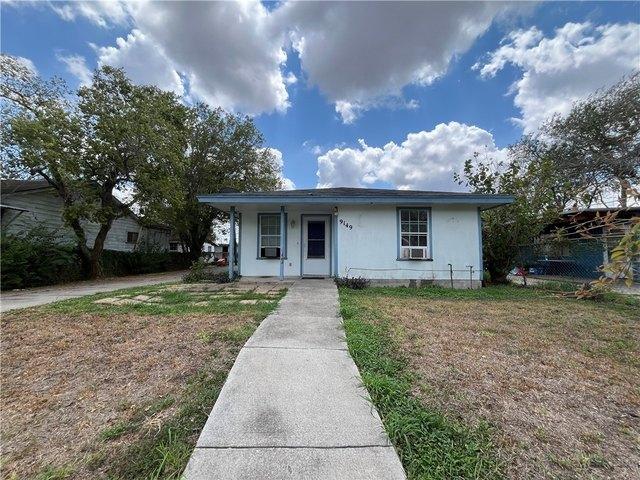 9149 Scapular St, Corpus Christi, TX 78406