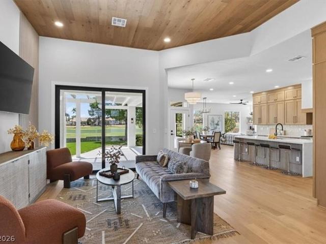 9149 Villa Ridge Dr, Las Vegas, NV 89134