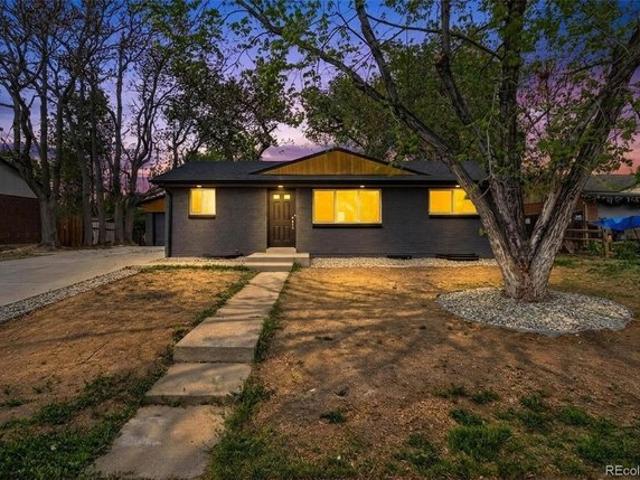 9141 Aspen Dr, Thornton, CO 80229