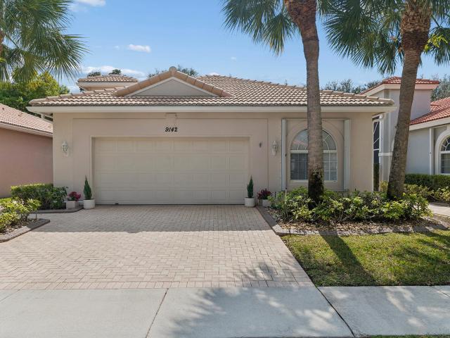 9142 Bay Point Cir, West Palm Beach, FL 33411 | MLS #R11165